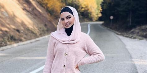 Srbija Selma Fejzić Tvrdi Da Je Odbijena Na Praksu Zbog Hidžaba U Sve Se Uključilo Ministarstvo