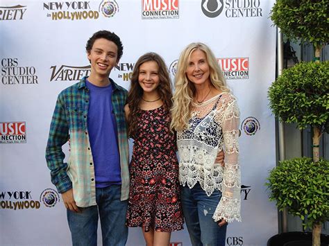 Jackie Radinsky Biography Height And Life Story Super Stars Bio