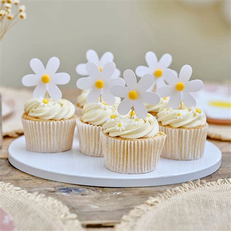 Daisy Cupcake Toppers 12 Pack Ruby Rabbit