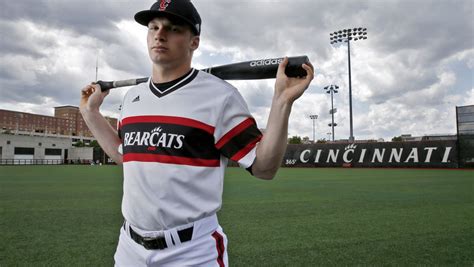 Uc Bearcats Baseball Star Ian Happ