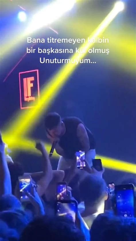𝓥𝓪𝔃𝓰𝓮ç𝓮𝓷𝓵𝓮𝓻 adlı kullanıcının insta panosundaki Pin Video Rap şarkı sözleri Şarkılar