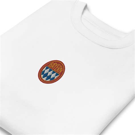 Vintage Bayern Munich Embroidered Premium Sweatshirt Retro White Football Fan Clothing