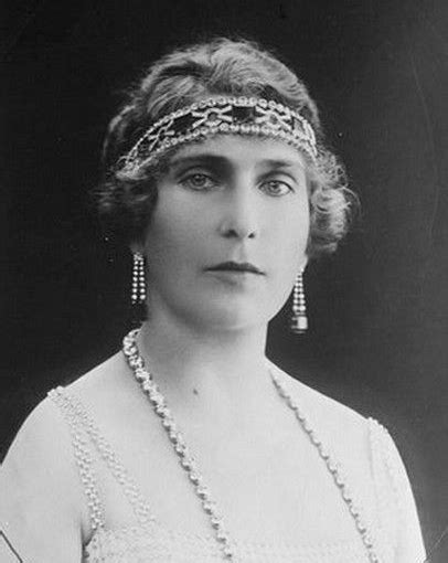 Empress Eugenies Emerald Tiara The Court Jeweller Queen Victoria