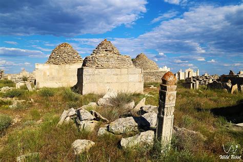 Sisem Ata 墓地 Wildticket Asia Tourist Service In Kazakhstan