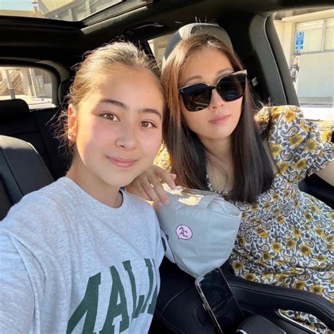 Sofi Manassyan Age Contact For Collab Fans Analysis Famezip