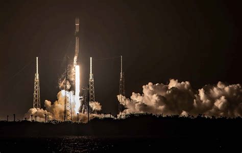 Spacex Reutiliza Falcon 9 Sete Vezes E Iguala Recorde Da Blue Origin