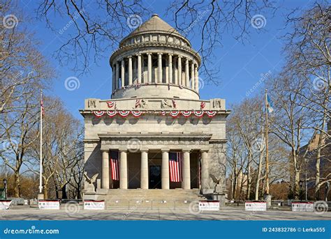 Grant Tomb Known As General Grant National Memorial In Spring New