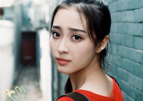 孙佳雨安嘉璐佳雨雪君佳雨安家大山谷图库