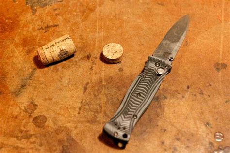 How To Make A Diy Compass Compass Compass Needle Art Of Manliness