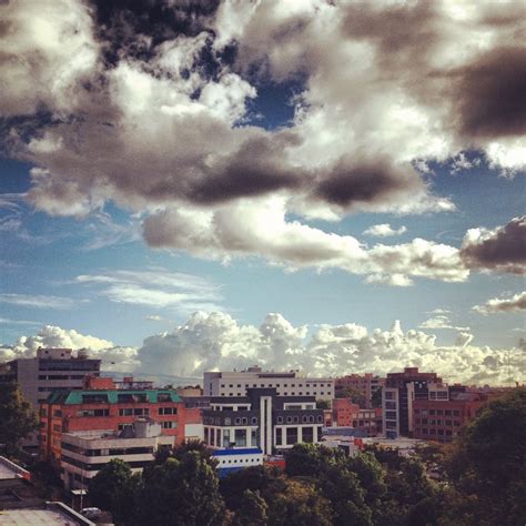 La Ciudad Que Nunca Descansa Soy Fan De Bogotá