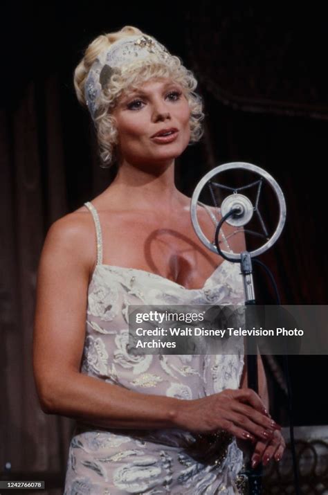 Loni Anderson Promotional Photo For The Abc Tv Movie Sizzle News