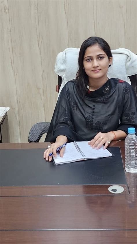 Pratiksha Tripathi Pratikshatripathisdm • Instagram Photos And Videos