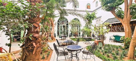 Riad For Sale In Mouassine Small Area 548 M² Dressing Room Mubawab