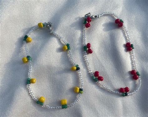 Beaded Cherry Bracelet Etsy Canada Hacer Pulseras Bisuteria Tutorial De Pulsera Joyería