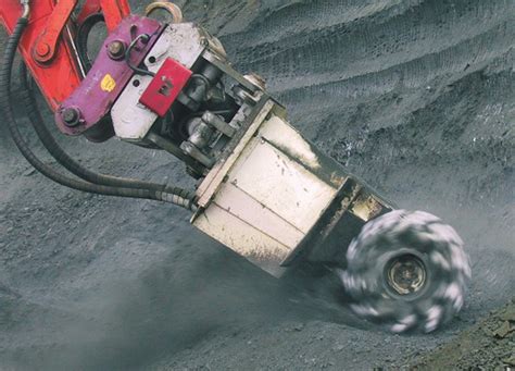 Sandvik Ma520 Hydraulic Cutting Attachment For Excavators — Sandvik