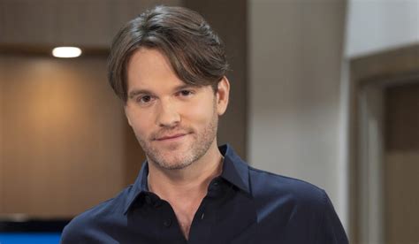 General Hospital Van Hansis Replacing Ryan Carnes As Lucas Jones