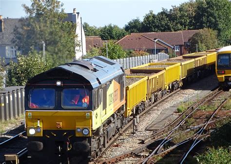 Gillingham Colas Class 66848 Passes Gillingham On 6c01 11 Flickr