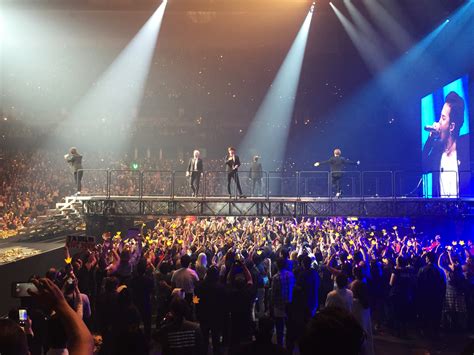 K Pop Group Big Bang Leaves Crowd Starstruck At Its Anaheim Concert
