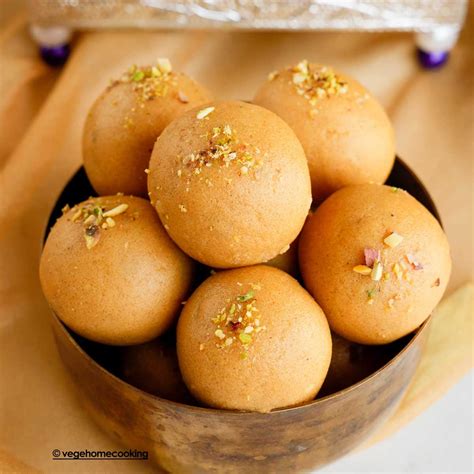 Besan Ladoo
