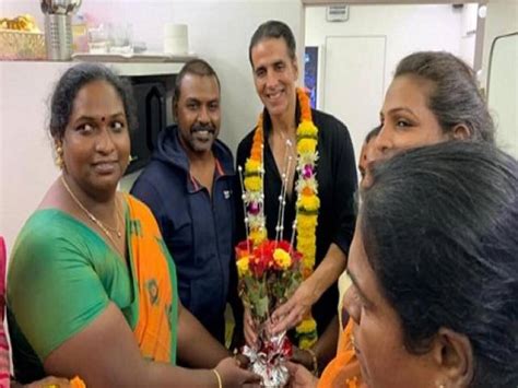 Akshay Kumar Donated 1 Point 5 Crore To The House Of Transgender People