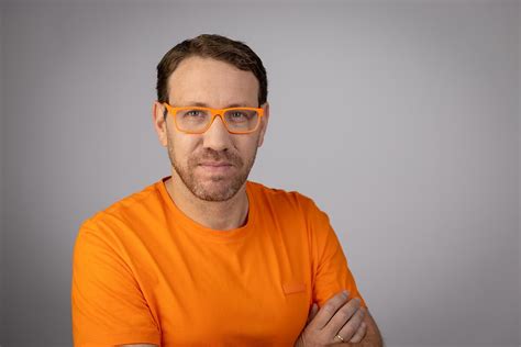 İsrailli Gazeteci Schlesinger Filistinli Mahkûmlar Tecavüzü Hak Ediyor