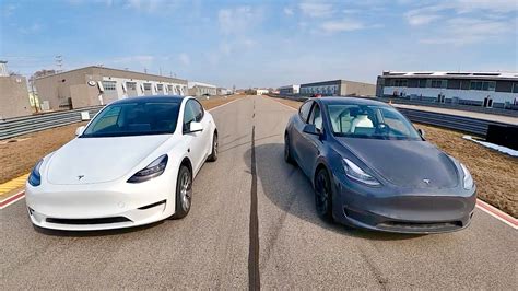 Tesla Model Y Drag Race Standard Range RWD Vs Long Range Dual Motor
