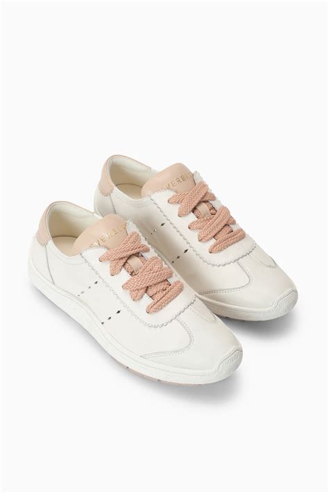 Apphia Official Store Indonesia