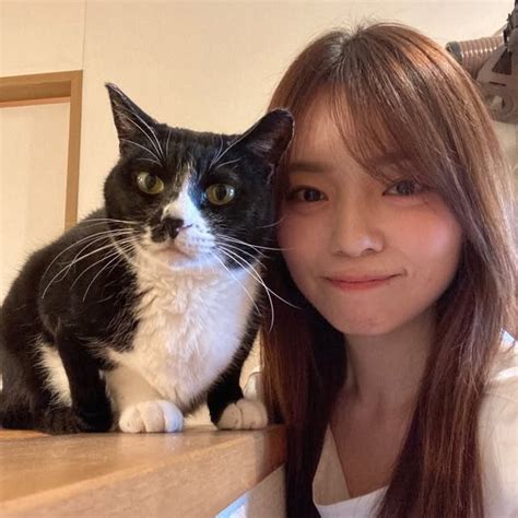 Hiroko Hiro 237726 On Threads