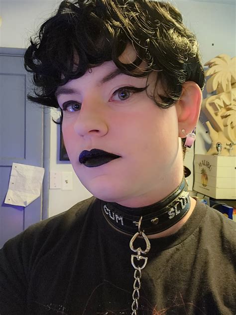 Hope You All Are Having A Wonderful Femboy Day Rfemboy