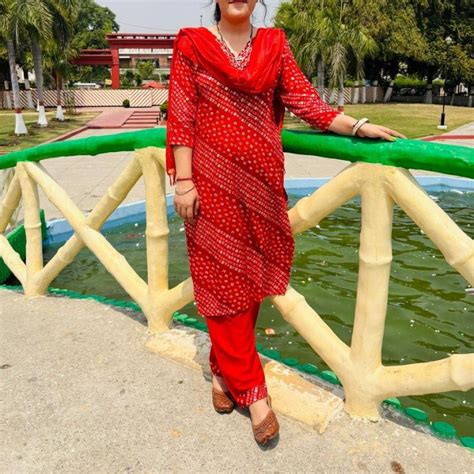 Twinki Choudhary Twinki Choudhar Snapchat Stories Spotlight And Lenses