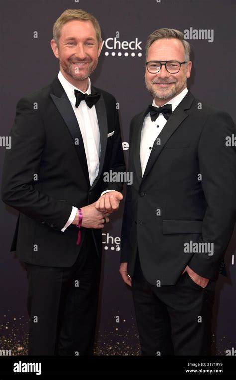Daniel Boschmann Und Matthias Opdenhövel Bei Der 75 Bambi Verleihung 2023 In Der Bavaria