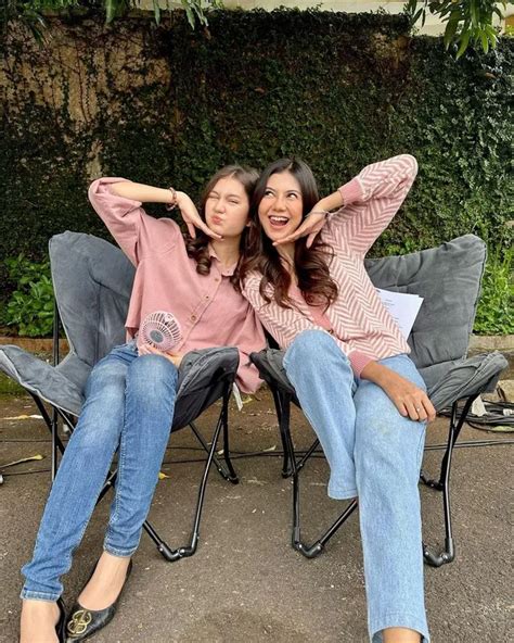 8 Portraits Of Djihan Ranti The Actress Of Maura In The Tv Series Dia