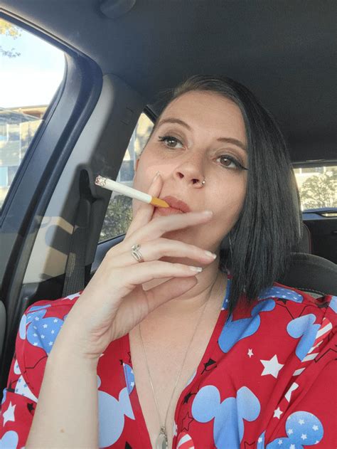 Smoke R Smokingfetish