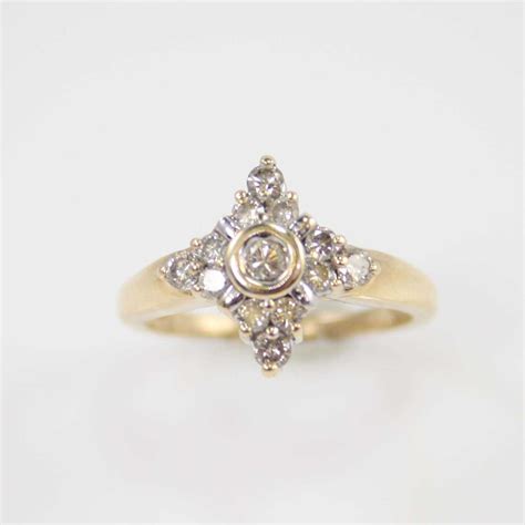 Elsho Cute Fashion Ring For Bride Photo