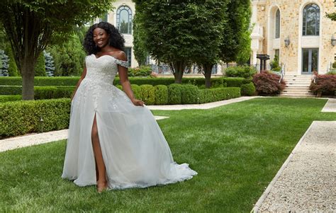 Unique Plus Size Wedding Dress Ideas For Curvy Brides Morilee
