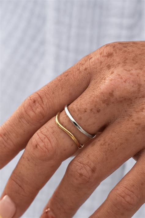 Fluid Ring Silver Or Gold Finish Vacier Au