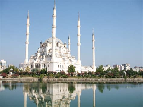 Adana Sabancı Merkez Camii Türkiyenin Doğal Harikaları Yerbilgisi