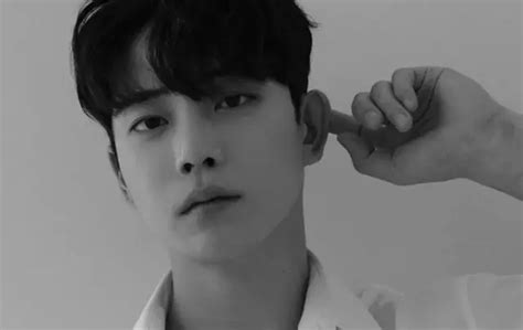 คิมจองซอก นายแบบหนุ่มเสียชีวิตด้วยวัยเพียง 29 ปี