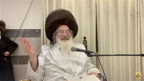 טיש מוצאי יום כיפור הילולת מו״ר ר׳ אשר פריינד זיע״א בחצר הקודש ספינקא מוצאי יום הקדוש תשפ״ג