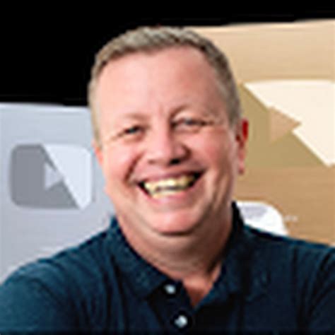 Michael Oliveira Youtube