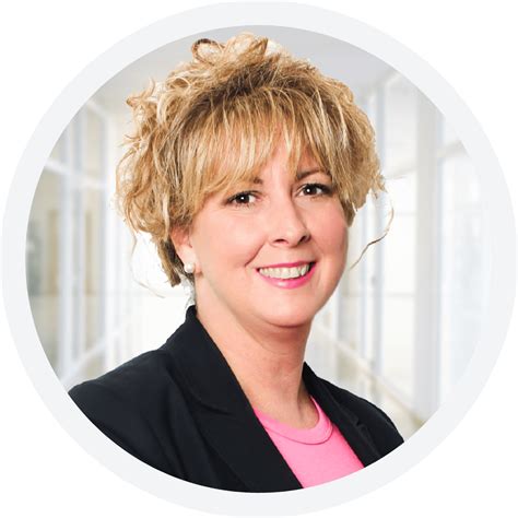 Trish Quinns Instagram Twitter And Facebook On Idcrawl