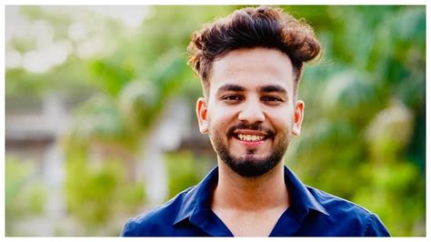 Elvish Yadav Case Apologized For Roasting Elvish Yadav Apologized To His Fans Amar Ujala Hindi