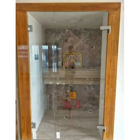 Multicolor Rectangular Plain Glass For Office Thickness 4 19 Mm At