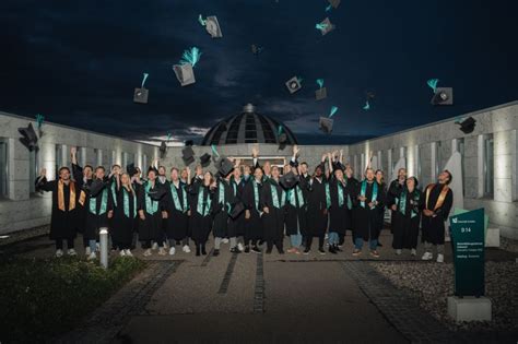 Abschlussfeier Der Class Of 2023 🎓 Alma Antonia Botten