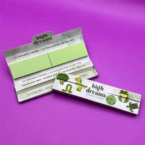 Green Rolling Papers With Tips 33 Leaves 33 Filter Roach Card King