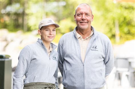 Lillehammer Hunderfossen Karen Louise 16 Startet På En Av De