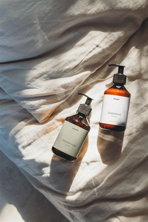 Modelier Cosmetic Packaging Mockup Bundle