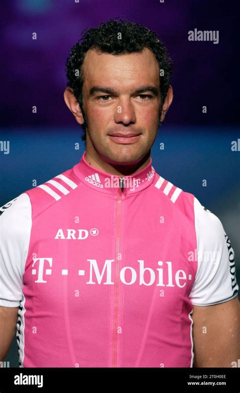 Mallorca Spain 1912004 Cycling Presentation Of Team T Mobile