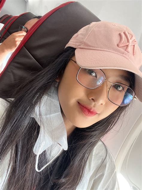 Cornelia Vanisaのtwitterアーカイブ 2022年11月10日 Arkaibu Project48