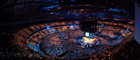 Hillsong Worship Service The Hillsong Evening Worship Sess… Flickr